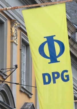 Einstein Slam — DPG