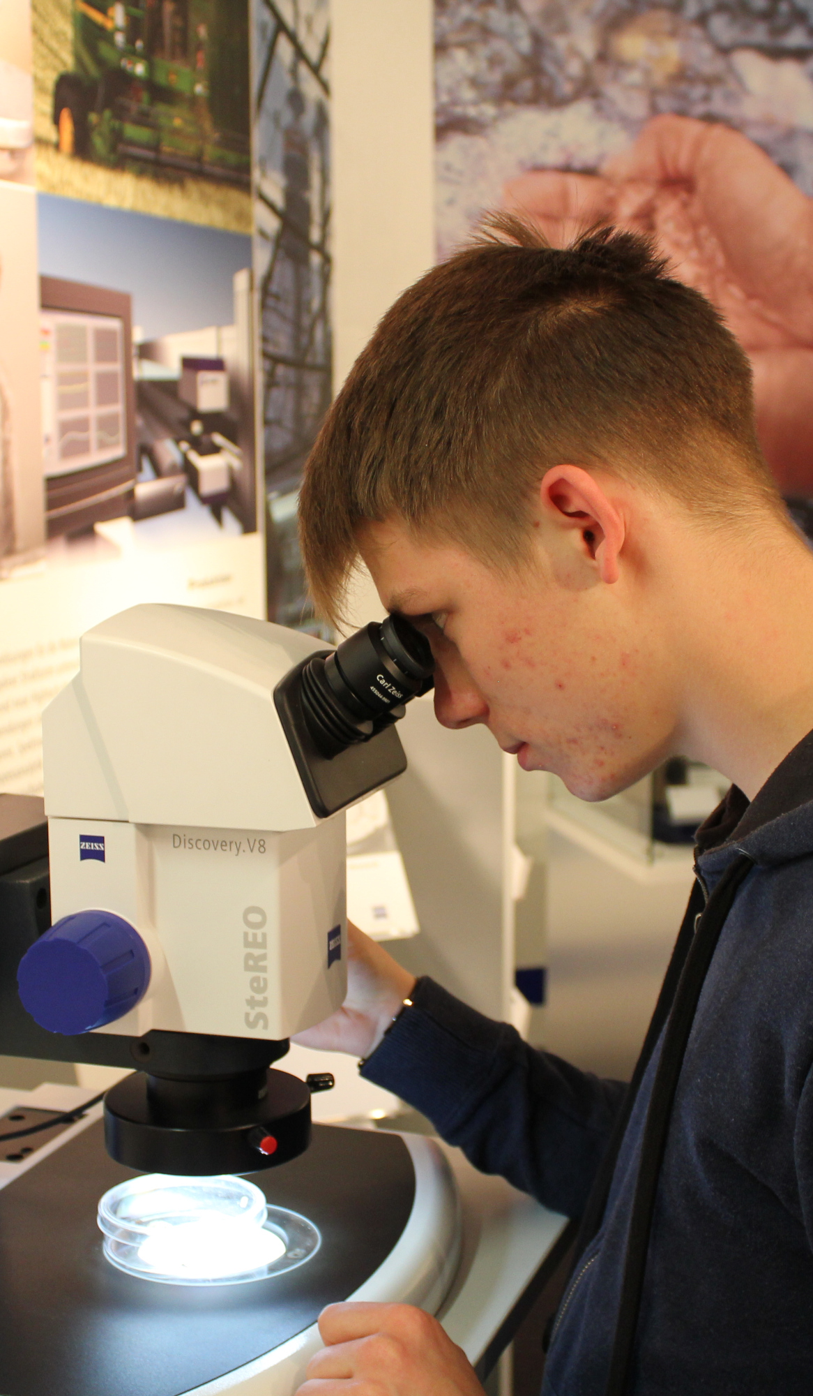 Besichtigung des Zeiss-Werks — DPG